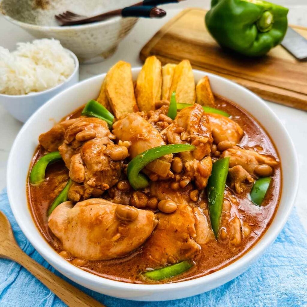 Mom's Chicken and Beans with Tomato Sauce - Deliciously Rushed