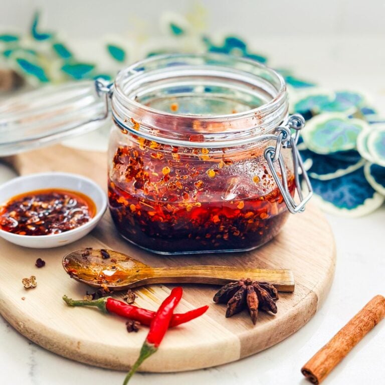 Crunchy Chili Garlic Oil Recipe - Deliciously Rushed