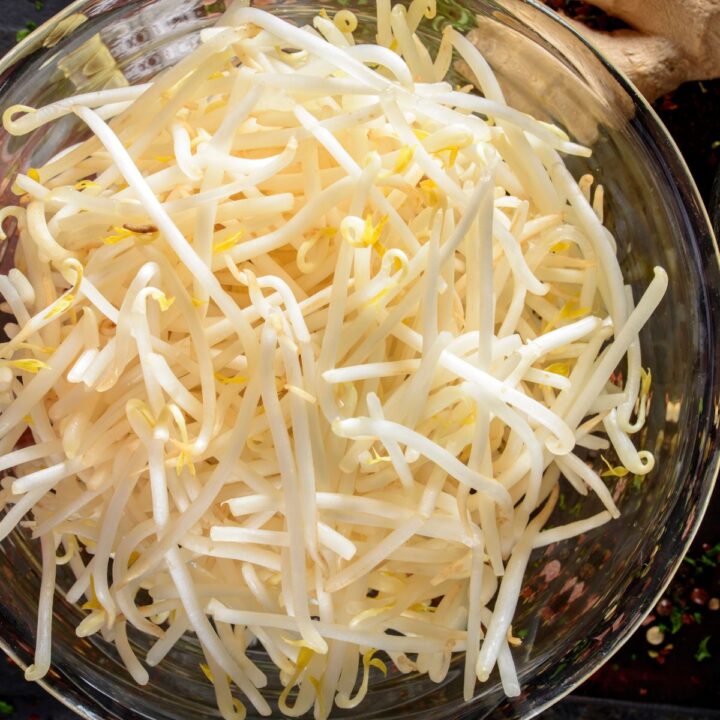 Ginisang Toge (Filipino Sautéed Bean Sprouts) - Deliciously Rushed