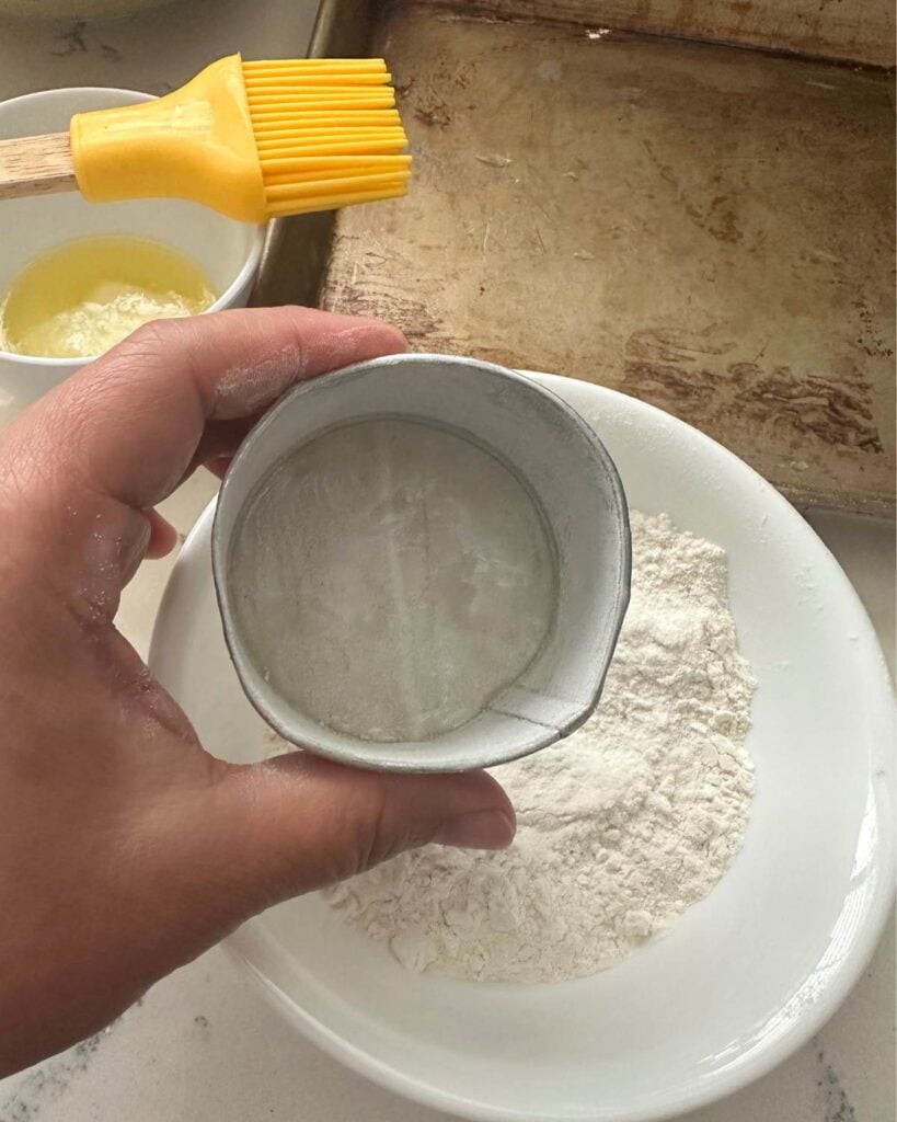 Homemade Sticky Toffee Pudding (Hell's Kitchen Inspired) - Deliciously Rushed