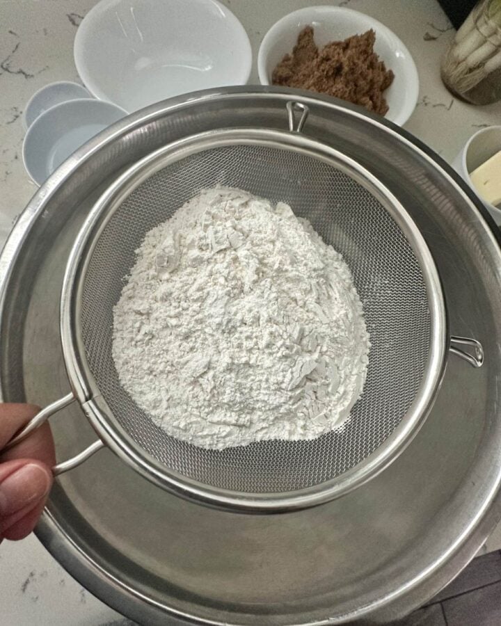 Homemade Sticky Toffee Pudding (Hell's Kitchen Inspired) - Deliciously ...