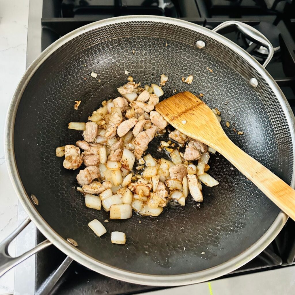 Adobong Sitaw with Chorizo (Filipino String Bean Adobo) - Deliciously ...