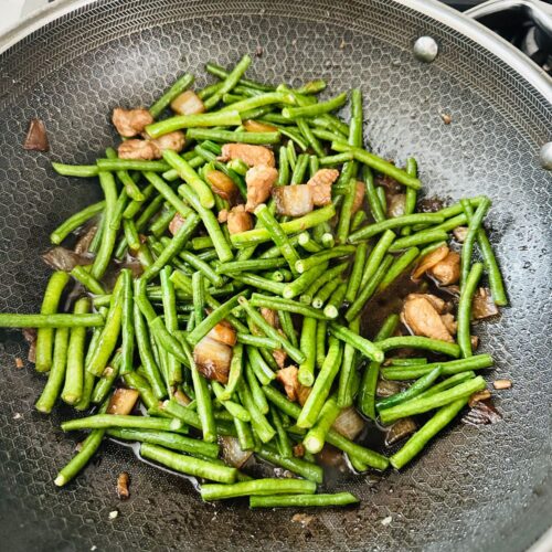 Adobong Sitaw with Chorizo (Filipino String Bean Adobo) - Deliciously ...