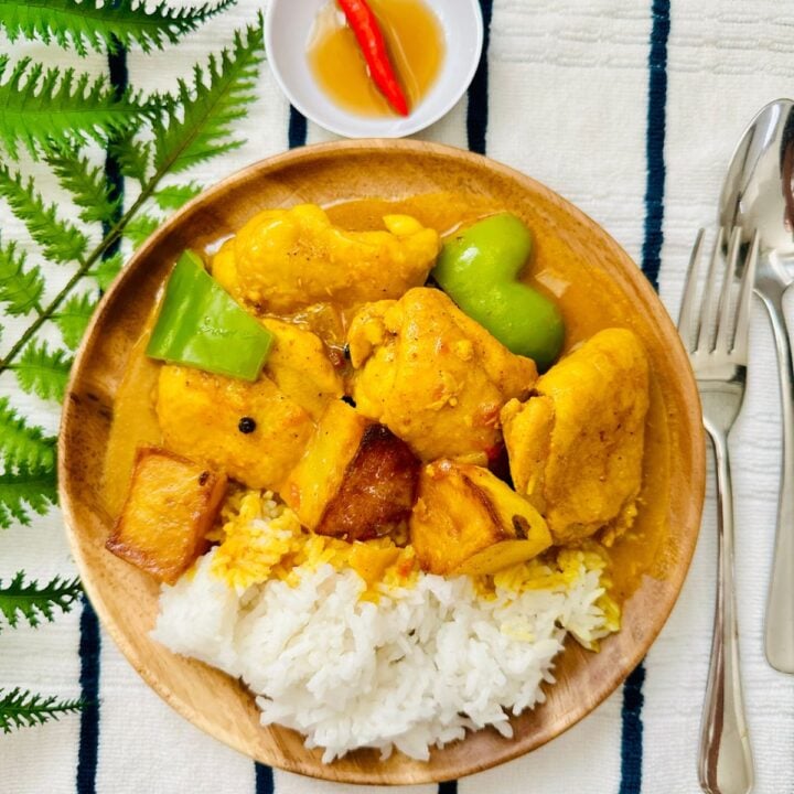 Adobong Dilaw (Yellow Adobo with Turmeric) - Deliciously Rushed