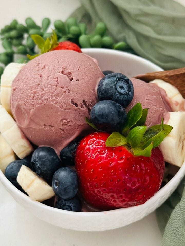 Ginisang Toge (Sautéed Bean Sprouts) - Deliciously Rushed