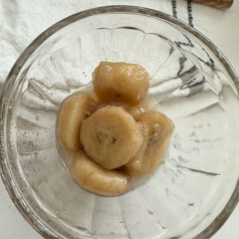 Banana Con Yelo (Saging Con Yelo) - Deliciously Rushed