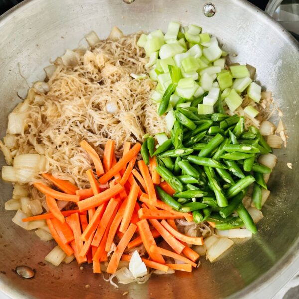 Easy Chicken Pancit Bihon - Deliciously Rushed